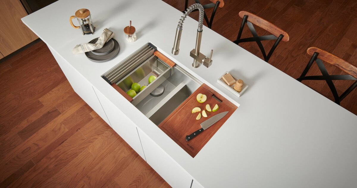 Ruvati 33-inch Workstation Ledge 50/50 Double Bowl Undermount 16 Gauge ...