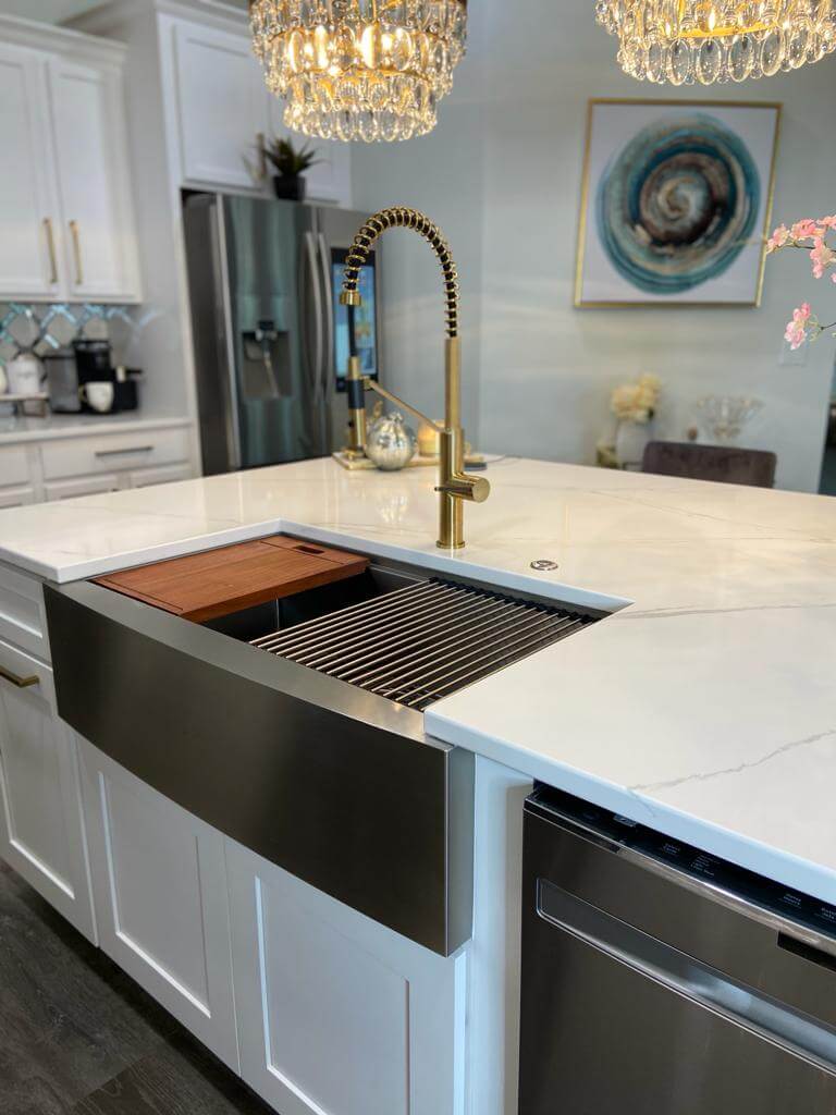 Featured Build - Apron-Front Workstation - Ruvati USA